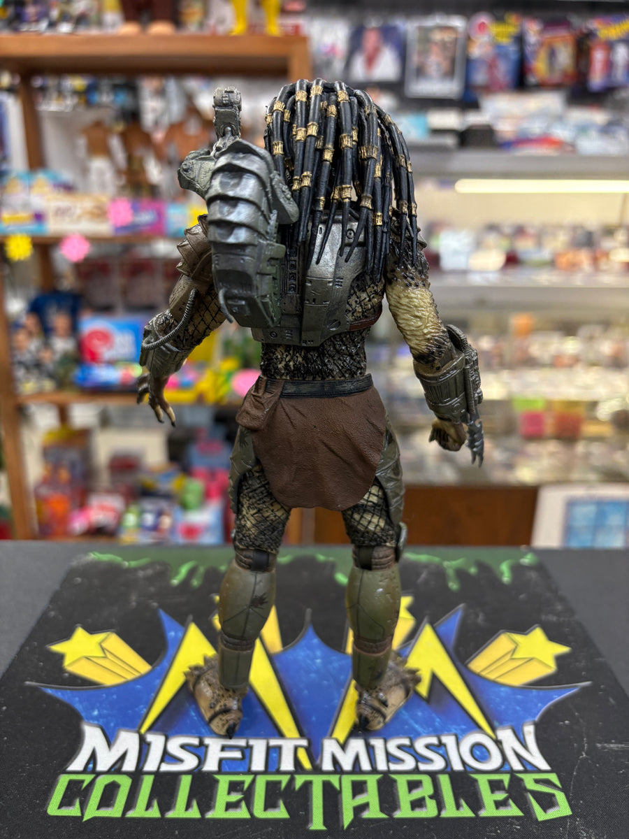 2010 Neca Predators Unmasked Predator Figure – The Misfit Mission ...