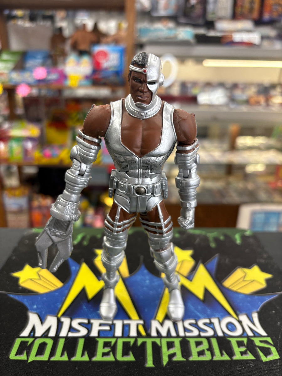 DC Universe Classics Wave 4 Cyborg Figure – The Misfit Mission Collectables