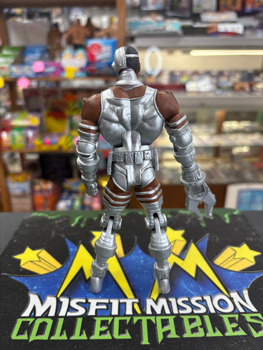 DC Universe Classics Wave 4 Cyborg Figure – The Misfit Mission Collectables